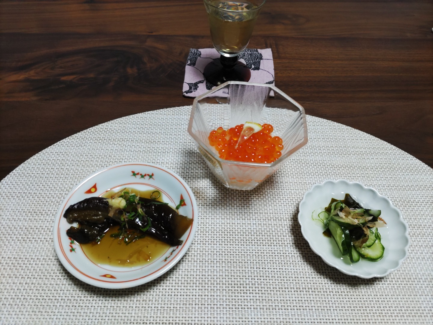 いくら丼: エルダーのごはん日記2